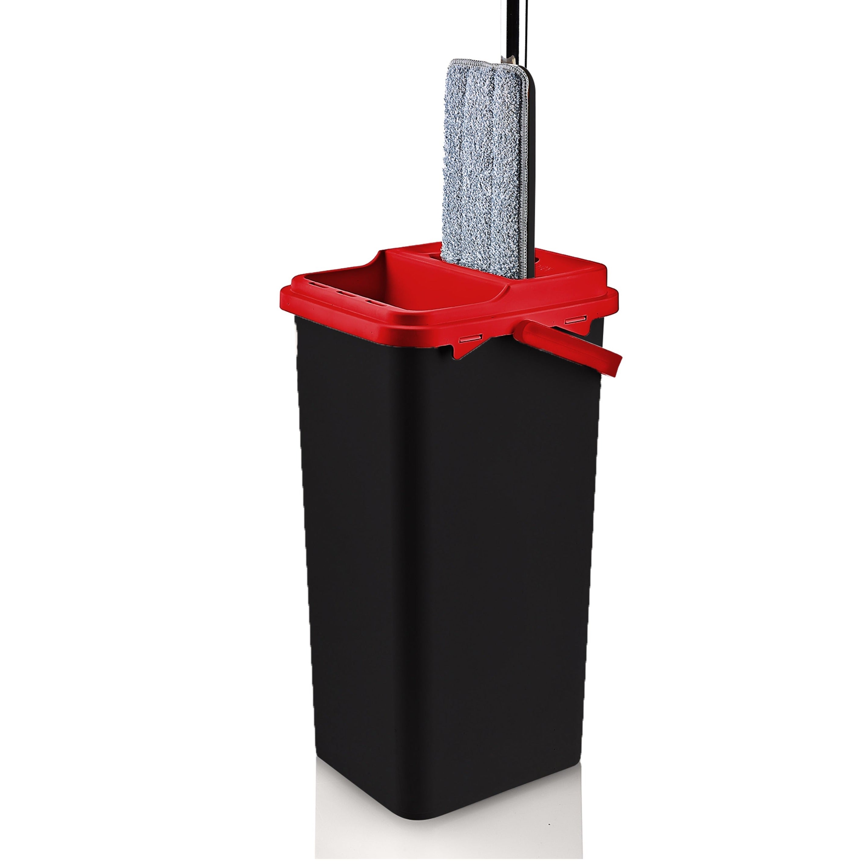 Easy Squeeze Flat Mop with Advanced Locking and Cleaning Systems ...